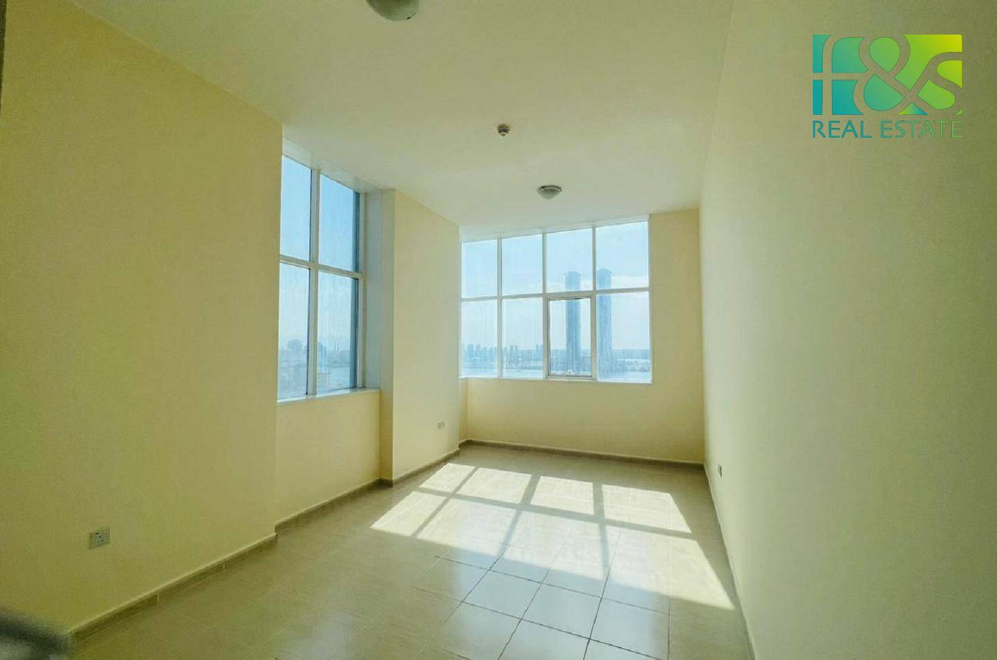 Well Maintained Studio in Union Tower Al Nakheel Residential for rent ...